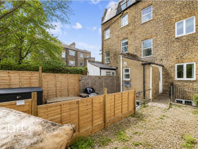 1 bedroom flat for rent in Maude Road, LONDON, SE5