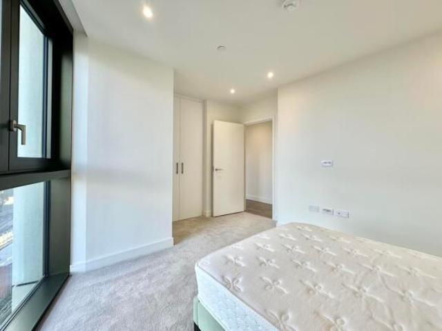 1 bedroom flat for rent in Menara Point, Affinity View, London, E16