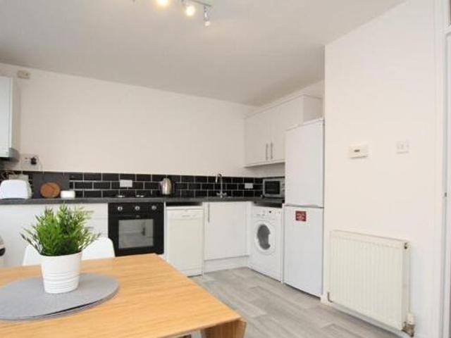 1 Bedroom Flat For Rent In Meadows, Edinburgh