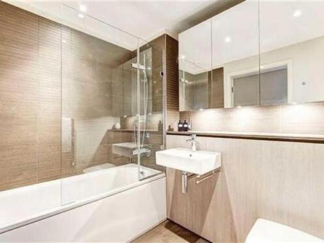1 bedroom flat for rent in Merchant Square, Paddington, London, W2