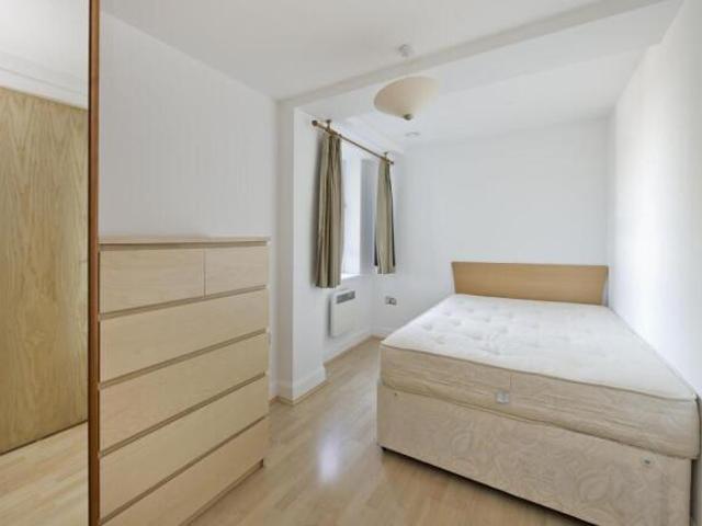 1 bedroom flat for rent in Mercury House, Heathcroft, London W5