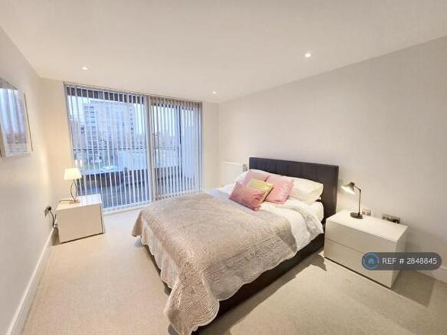 1 bedroom flat for rent in Merryweather Place, London, SE10