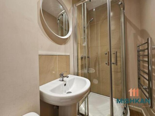 1 bedroom flat for rent in Metropolitan House, Brindley Road, Manchester, M16