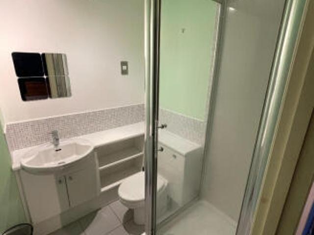 2 bedroom flat for rent in Minerva Way, Glasgow, G3