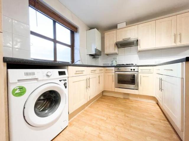 1 bedroom flat for rent in Minny street, Cathays, CF24