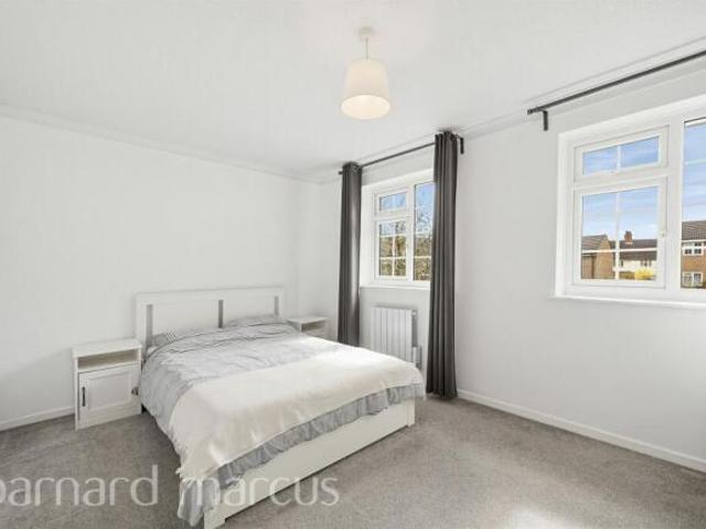 1 bedroom flat for rent in Minstrel Gardens, SURBITON, KT5