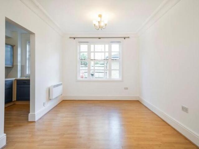 1 bedroom flat for rent in Middleton Road, Hackney, E8