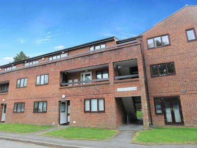 1 Bedroom Flat For Rent In Middlefield