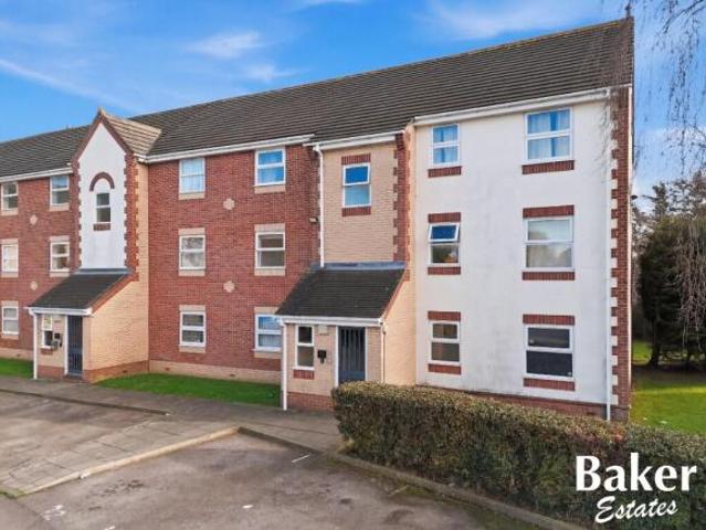 1 bedroom flat for rent in Milton Court, Cross Road, Romford, London, RM6