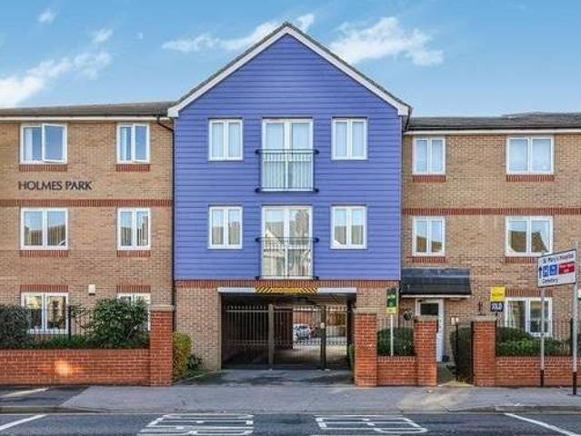 1 bedroom flat for rent in Milton Road Southsea PO4