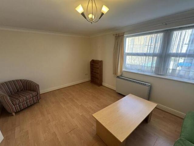 1 bedroom flat for rent in Milton View House, London Road, Westcliff on Sea, SS0