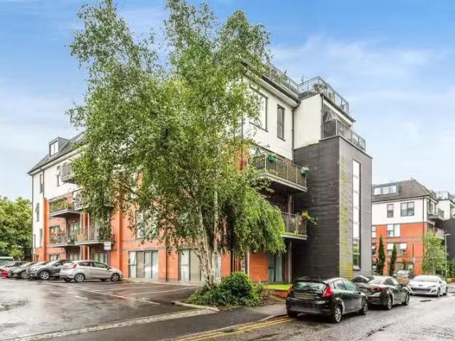 1 bedroom flat for rent in Mill Green Road, Mitcham, CR4