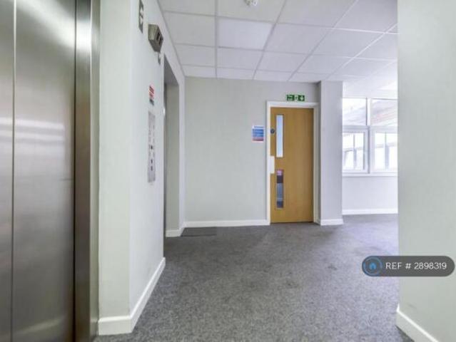 1 bedroom flat for rent in Millbrook Road East, Southampton, SO15
