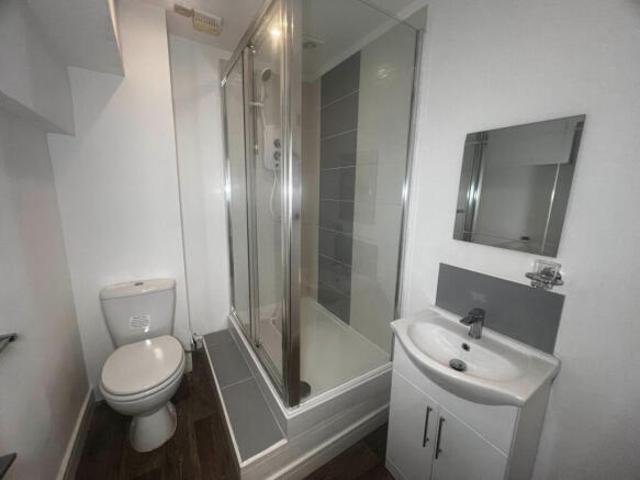 1 bedroom flat for rent in Millstone Lane, Leicester, LE1