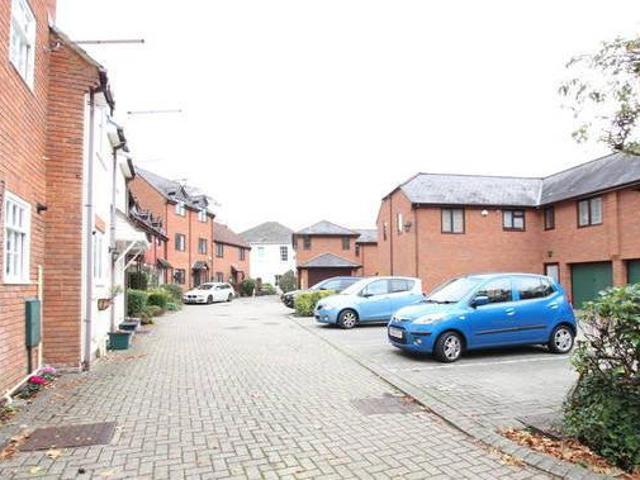 1 bedroom flat for rent in Millstream Close Wimborne BH21