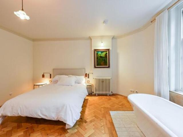 1 bedroom flat for rent in Montclare Street, Shoreditch, London, E2