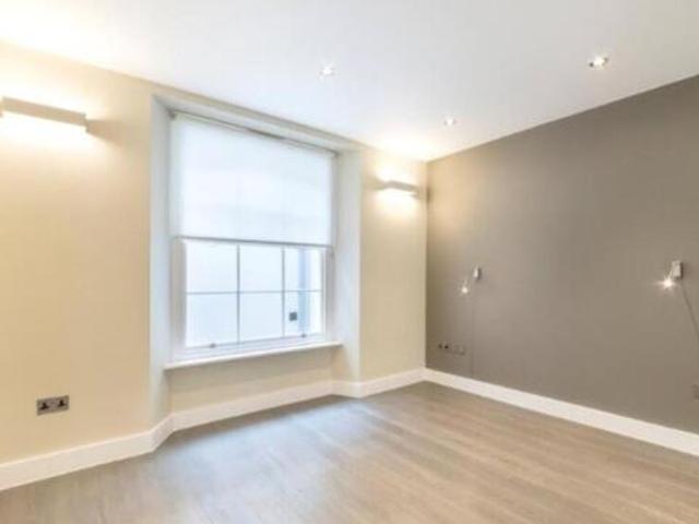1 bedroom flat for rent in Montagu Square, Marylebone, W1H