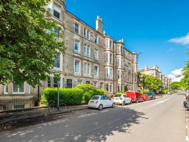 1 Bedroom Flat For Rent In Montgomery Street, Edinburgh