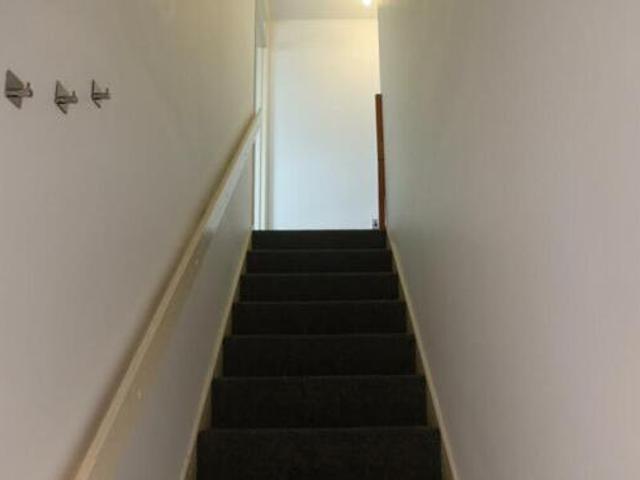 1 Bedroom Flat For Rent In Montfort Road