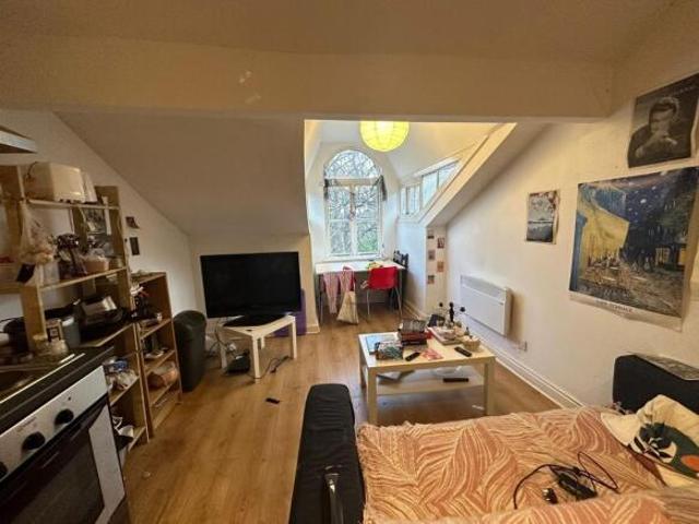 1 bedroom flat for rent in Moorland Road, Leeds, West Yorkshire, LS6