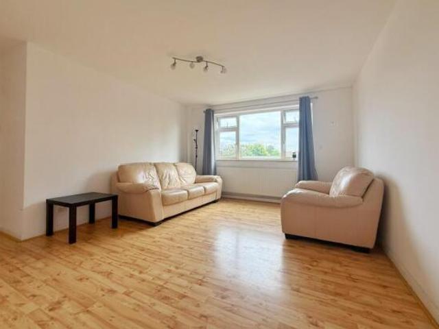 1 bedroom flat for rent in Mohr Court, Nightingale Road, Wood Green, Haringey, London, N22