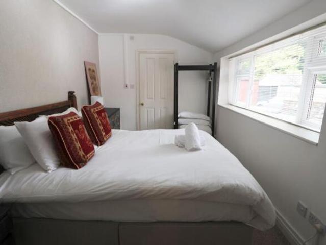 1 bedroom flat for rent in Mortimer Road, Clifton, Bristol, BS8