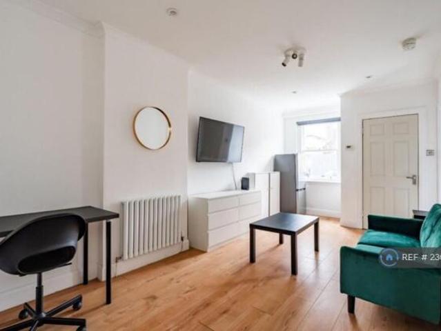 1 bedroom flat for rent in Morningside Gardens, Edinburgh, EH10