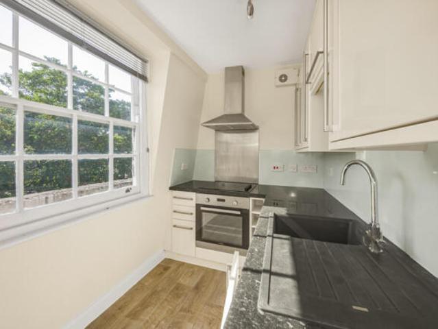 1 bedroom flat for rent in Mornington Crescent, London, NW1