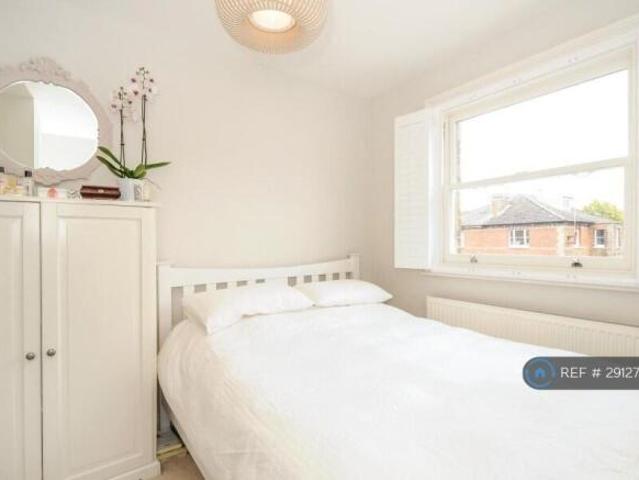 1 bedroom flat for rent in Mount Ararat Road, Richmond, TW10