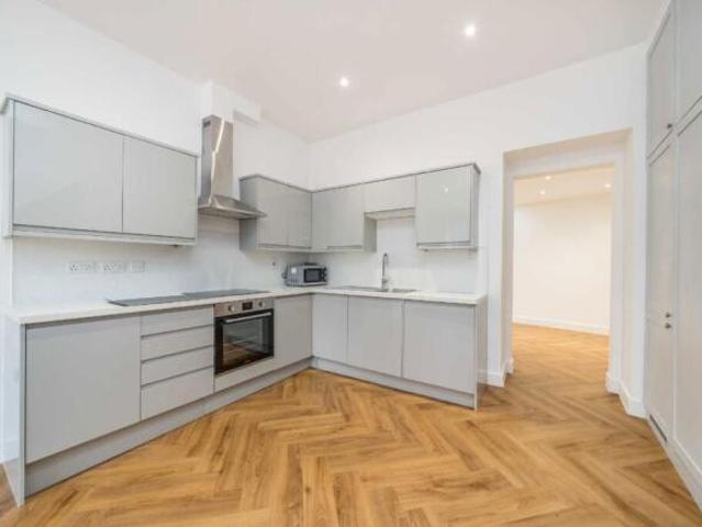 1 bedroom flat for rent in Mount Pleasant Crescent, London, N4