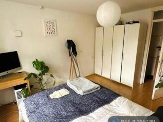 1 bedroom flat for rent in Mullet Gardens, London, E2