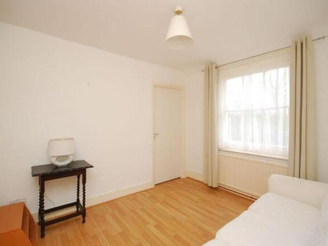 1 bedroom flat for rent in Muswell Avenue, Muswell Hill, London, N10
