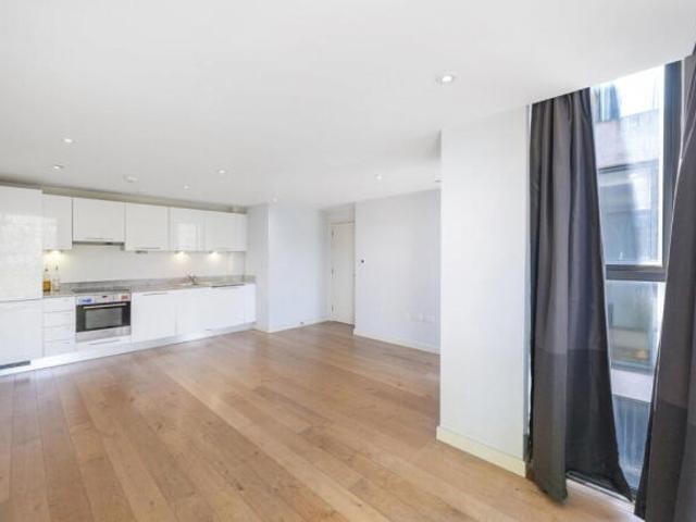 1 bedroom flat for rent in Nelson House, Westwick Gardens, W14