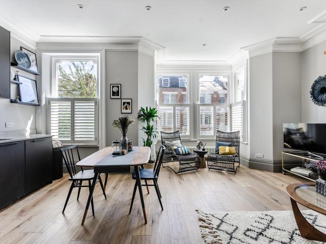 1 Bedroom Flat for Rent in Netherwood Road | Foxtons