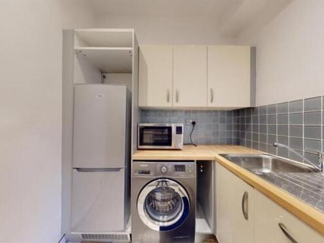1 bedroom flat for rent in Nevern Square, Earls Court, SW5