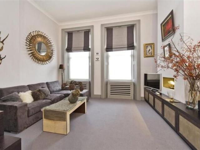 1 bedroom flat for rent in Nevern Square, Earls Court, SW5