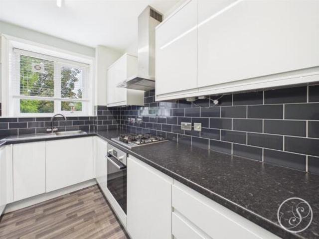1 bedroom flat for rent in Newton Villas, Chapeltown Road, Leeds, LS7