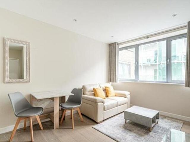 1 Bedroom Flat For Rent In New Barnet, Barnet