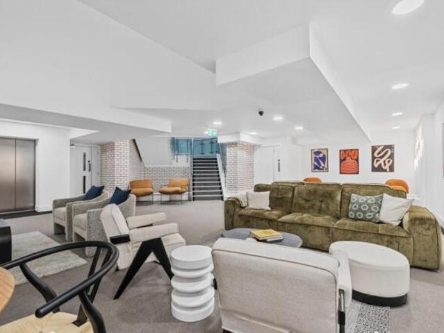 1 bedroom flat for rent in New Horizons Court, London, TW8