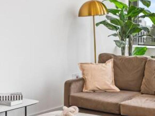1 bedroom flat for rent in New Horizons Court, London, TW8