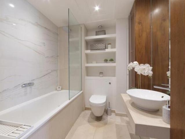 1 bedroom flat for rent in New Providence Wharf, Fairmont Avenue, Canary Wharf, E14