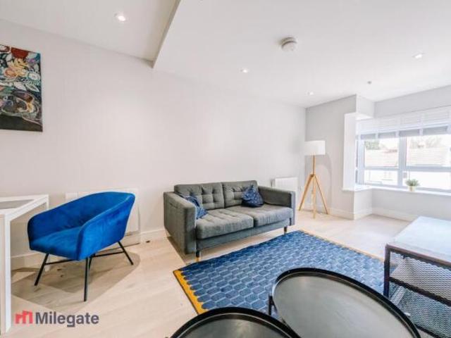 1 bedroom flat for rent in New Road, Brentwood, CM14