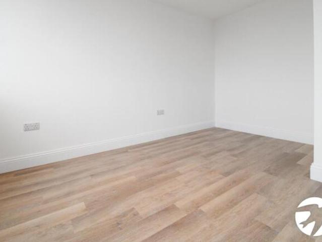 1 bedroom flat for rent in New Road, Gravesend, Kent, DA11