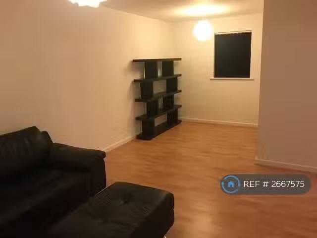 1 bedroom flat for rent in Newbury Park, Ilford, IG2