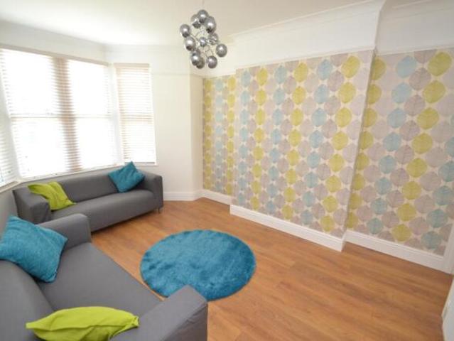 1 bedroom flat for rent in Newport Road, Penylan, Cardiff, CF24