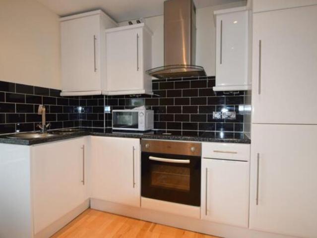 1 bedroom flat for rent in Newport Road, Roath, CF24