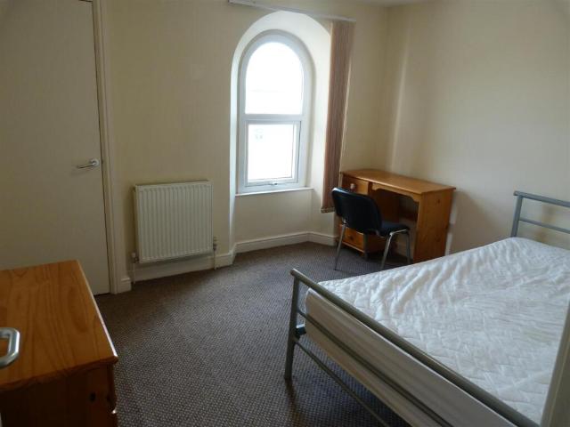 1 bedroom flat for rent in Newport Road, Roath, CF24