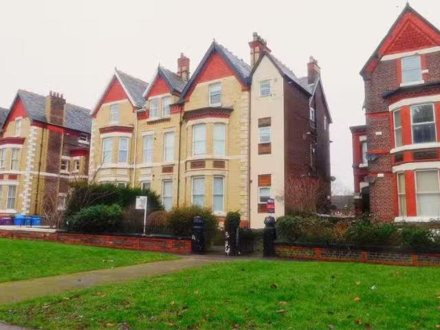 1 bedroom flat for rent in Newsham Drive, Liverpool, L6