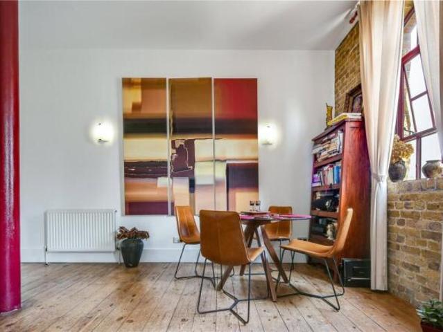 1 bedroom flat for rent in North Tenter Street, Aldgate, London, E1