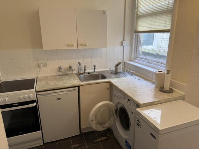 1 bedroom flat for rent in North End Road London, NW11 7PH, NW11